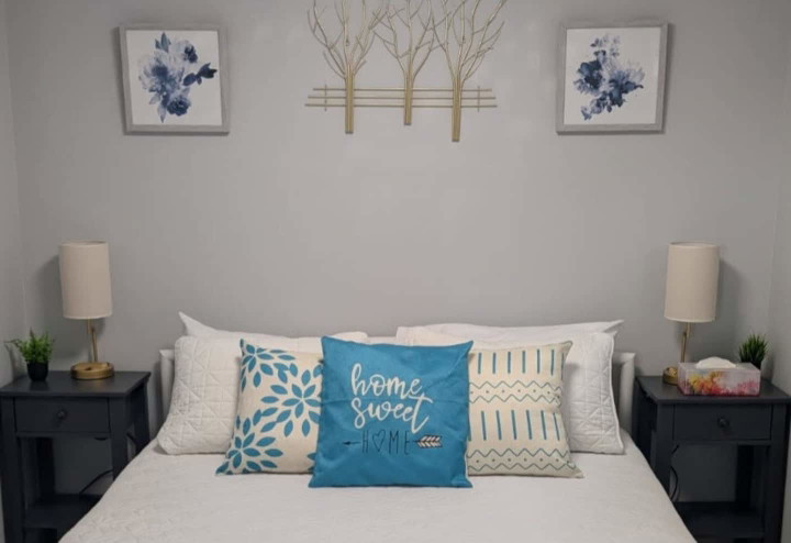 Blue Poppy Suite: Cozy With A Dedicated Workspace - レッド・ディア