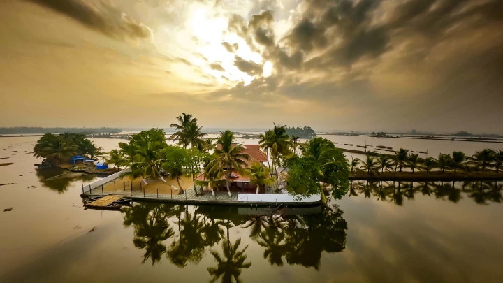 Island Villa - Kadamakkudy - Cochín
