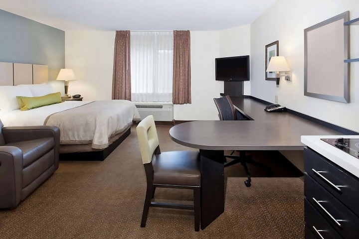 Visit Ut Arboretum! 2 Suites W/ Kitchens! Parking - Knoxville, TN