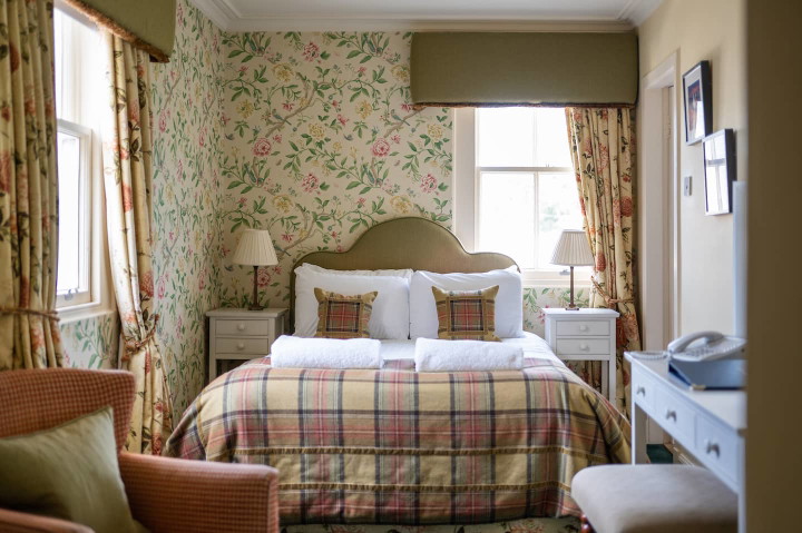 Deluxe Room 1 - Sunny Double With Courtyard View - North Berwick