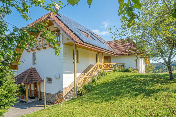Farm Stay Oblak Studio Lana + Shared Sauna - Podgora
