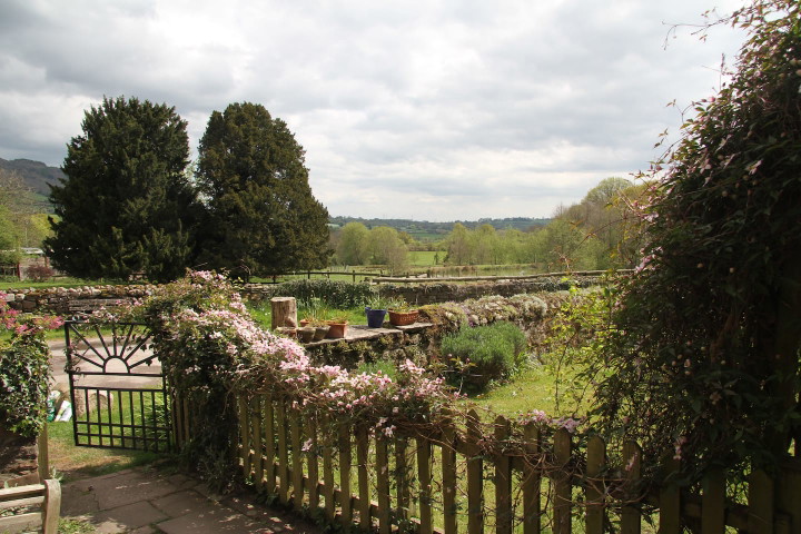 Hen Ty Pantygelli - Abergavenny
