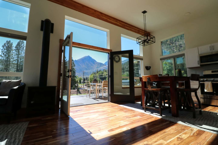 Addy Acres Mountain View Retreat, Hot Tub, Hiking - Cashmere, WA