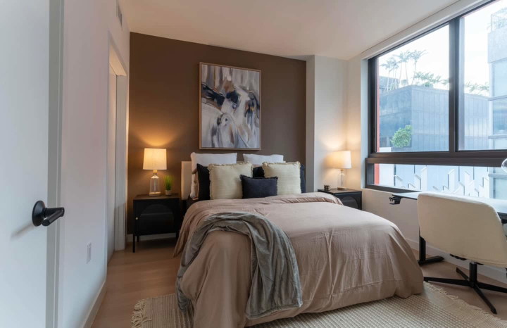 Modern Wynwood 1br Retreat | Pool + Rooftop Gym - Miami, FL