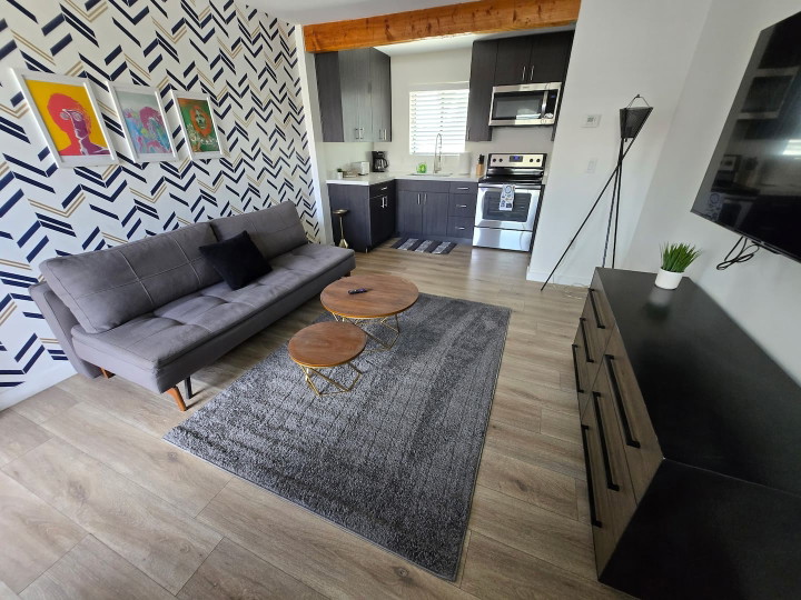 Noah | 1br Downtown Scene -2nd Floor Apt. - Phoenix