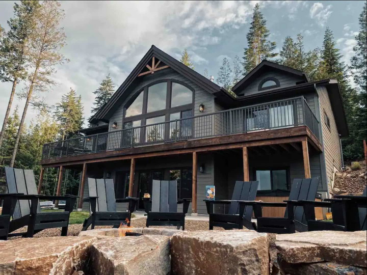 Cozy Hillside Hideaway Near The Lake, Hot Tub - Sandpoint, ID