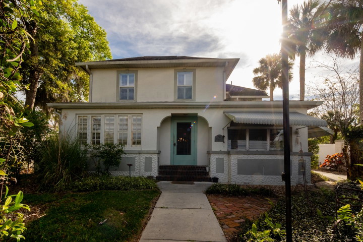 Charming 4-bed Home In Eustis - Mount Dora, FL