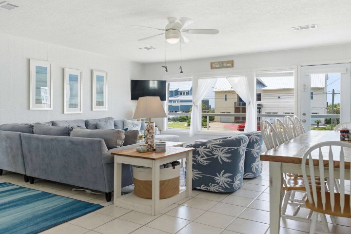 Gulf + Sound Views | 6-min Walk To Beach - Navarre, FL