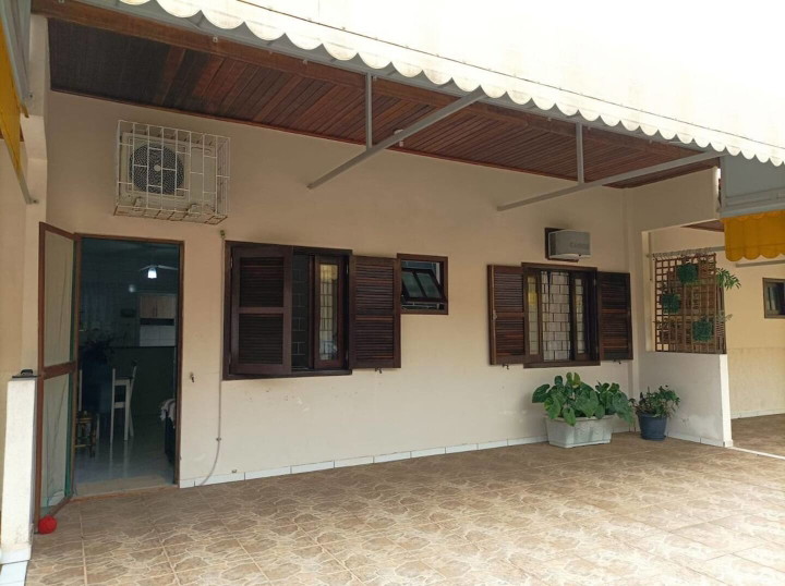 Casa Cond 2q Com Churrasqueira - Matinhos
