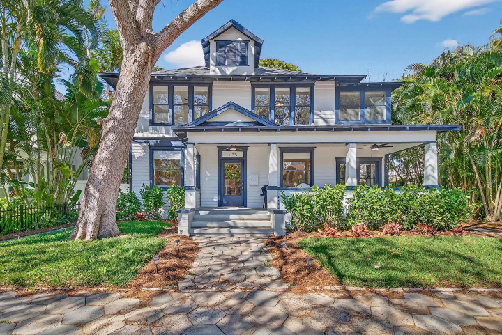 Old Northeast On 7th, 2nd Floor - St. Petersburg, FL