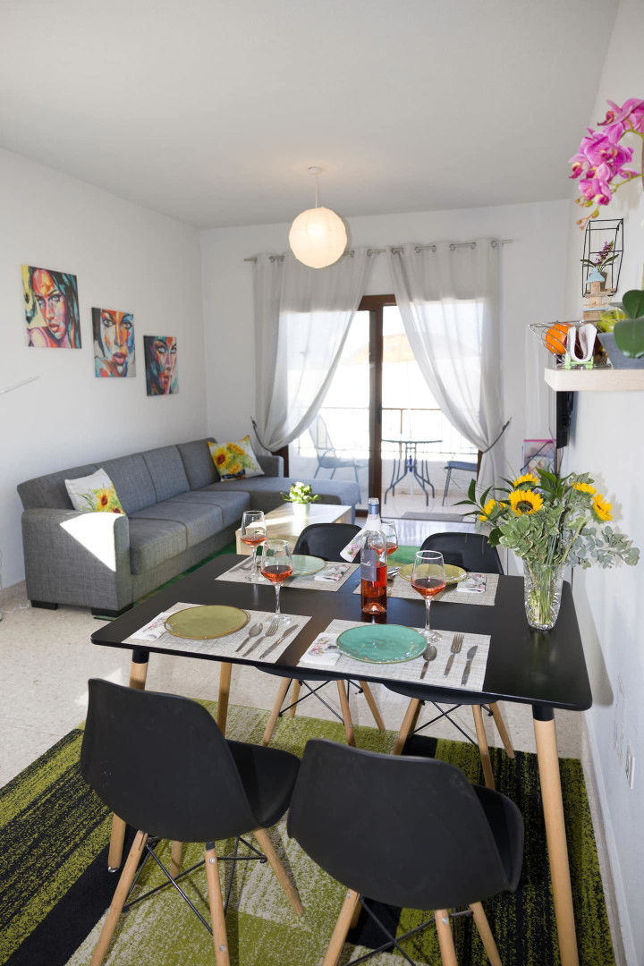 Apt. Kings Gardens, Attractive, Sea View, - Paphos
