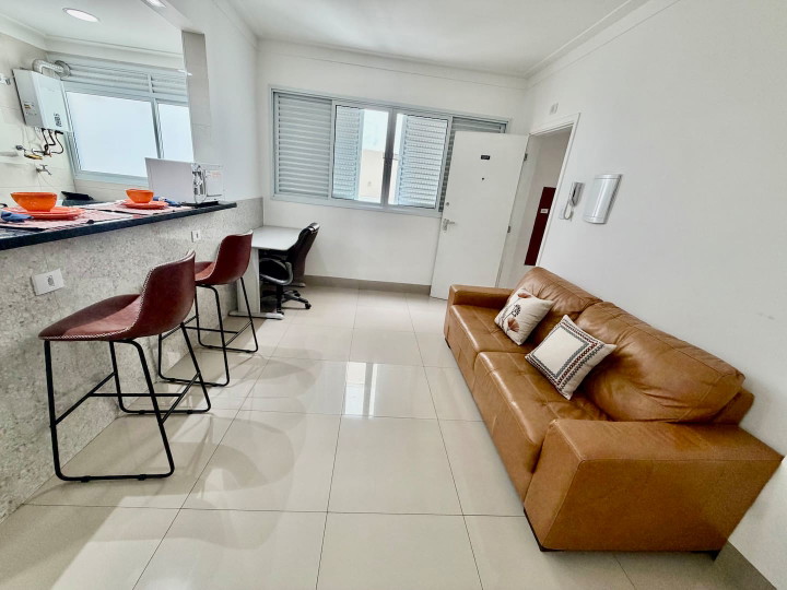 Rua Bento Freitas, Centro. 
Apt 1008 - São Paulo