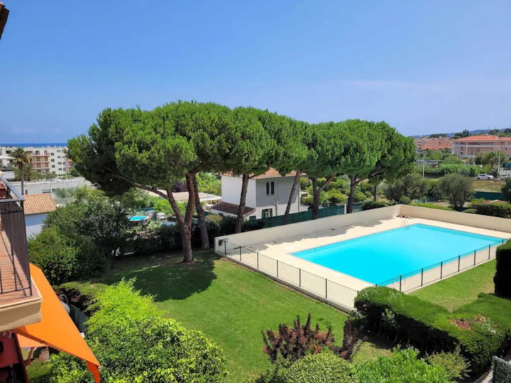 Les Bastides De La Mer Pool & Beach - Cagnes-sur-Mer