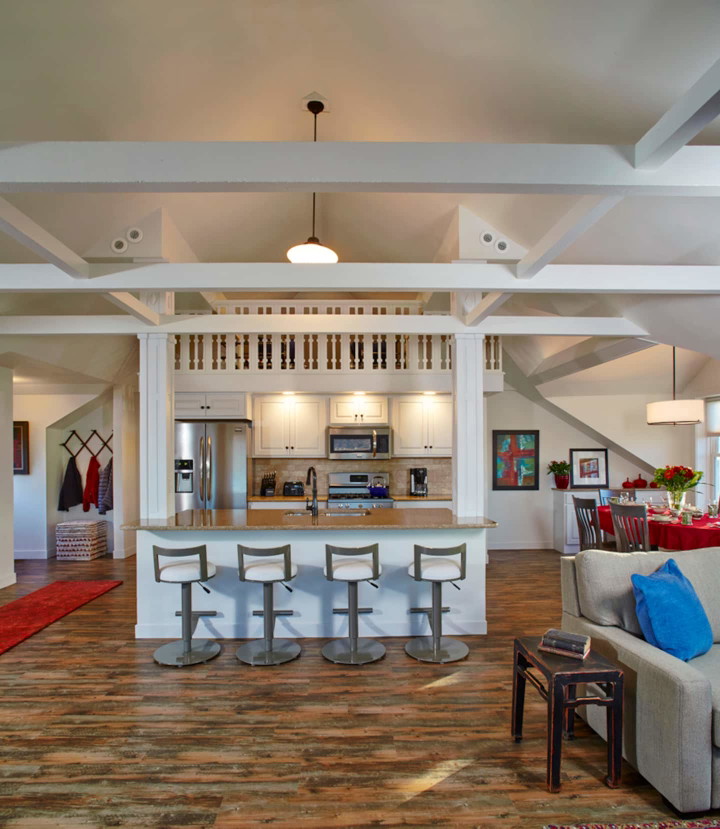 Decorah Schoolhouse Loft - Decorah, IA