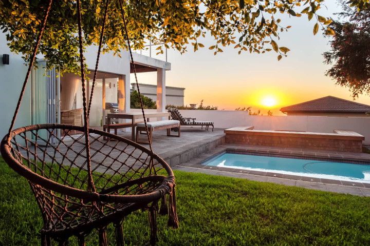 Camps Bay Family Holiday Home Sunset Sanctuary - Camps Bay