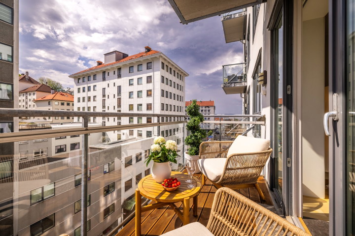 Stay In The City's Most Exclusive Building? - Bergen