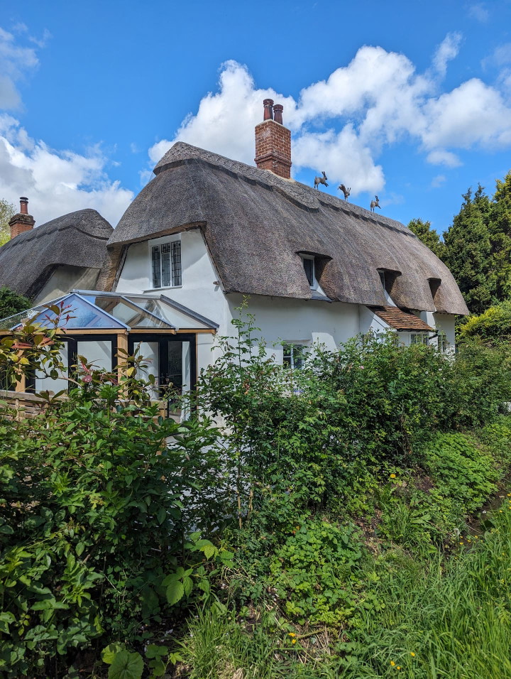 Cottage In Lower Hartwell, Bucks - Buckinghamshire
