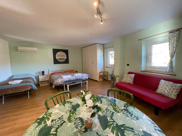 Cozy Studio Apartment Among The Vineyards Of Langhe And Roero - ブラ