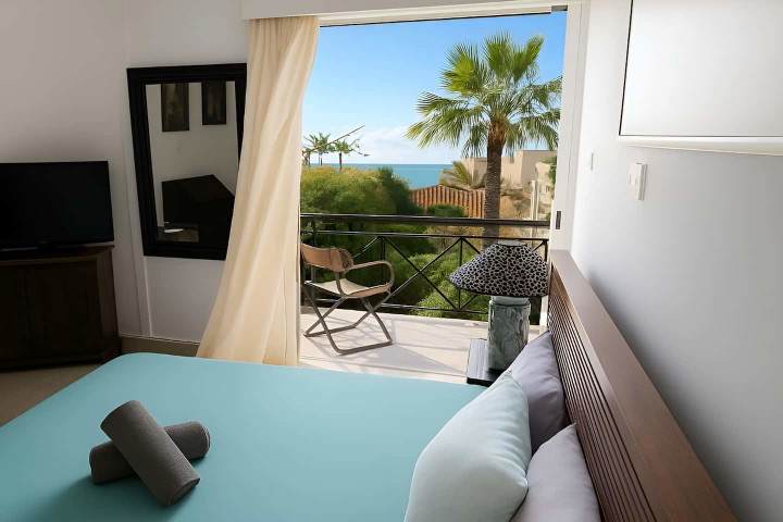 Sea View Beach House With Pool - Cyprus