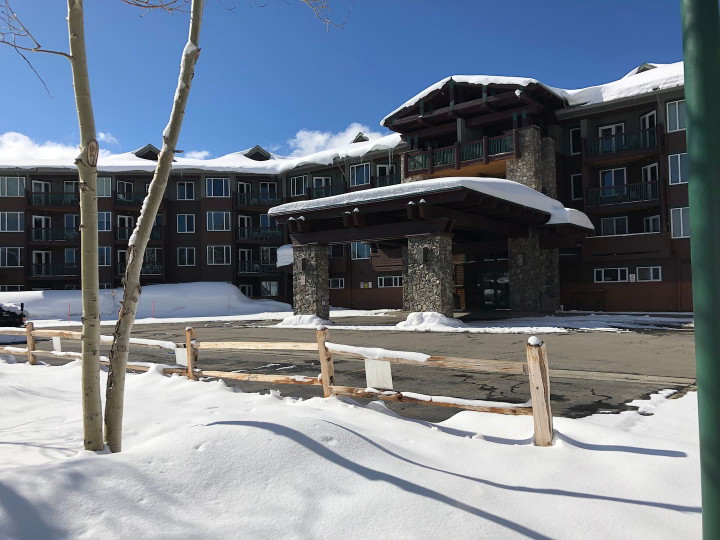Spectacular Ski-in/ski-out Condo W/ 5-star Appeal - Mammoth Lakes, CA
