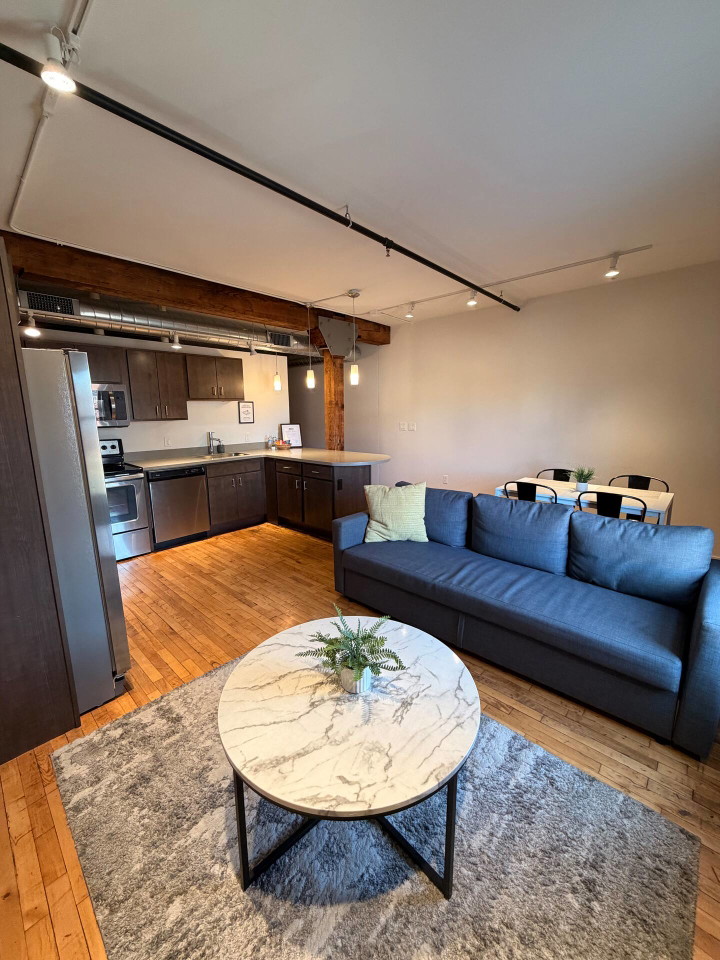 Business-friendly Loft In Downtown Dsm - Des Moines, IA