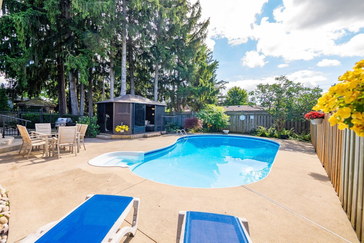 Spacious Entire House/pool Large Group Sleeping 8 - Woodstock