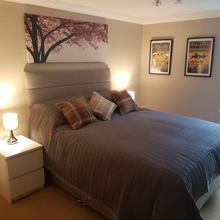 Stylish Apartment In The Heart Of Cheltenham - Winchcombe