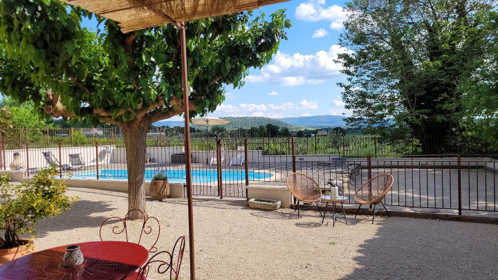 Gîte La Genestière Au Milieu Des Vignes - Vaucluse