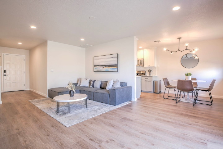Maison Moderne Spacieuse De 2&nbsp;Chambres Avec Garage Pour 1&nbsp;Voiture. - Elk Grove, CA