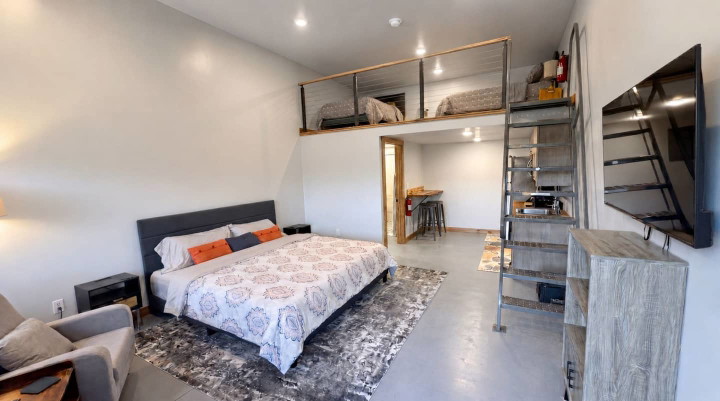 Sawtooth Cabin #4 W/ Kitchenette - Mount Rushmore, SD