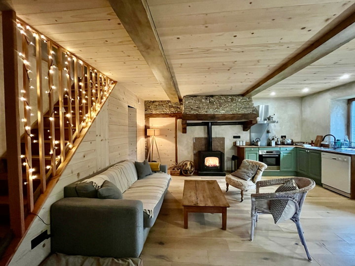 Forest Getaway Fireplace Nature Sidobre - France