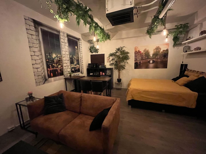 The Studio ( No Windows) 20 Min By Bus Toamsterdam - Purmerend