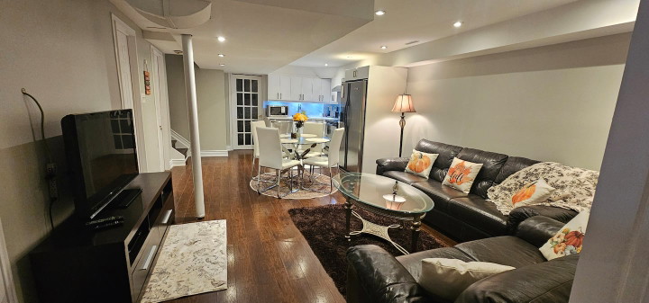Modern 2 Bed Room Private Basement Suite - Brampton
