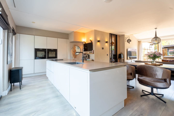 Hoek De Luxe: Designer Stay Near City & Beach - Voorschoten