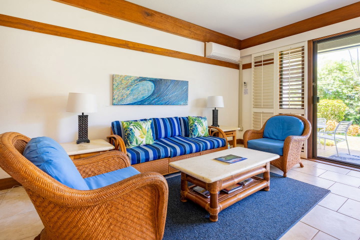 Serene Location, Ac, Sleeps 4, Pool Access - Kauai, HI