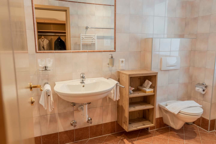 Sweet Cherry - Boutique Guesthouse Tyrol Double R - Innsbruck