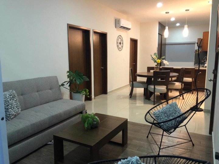 Beautiful Apartment In The Hotel Zone 2 Blocks From The Beach!! - Mazatlan