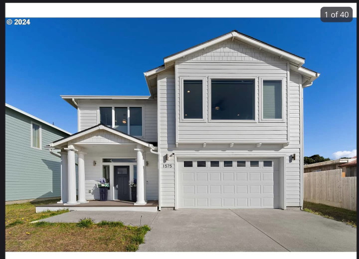 Bandon Home | Ocean Front | Close To Golf Courses - Bandon, OR