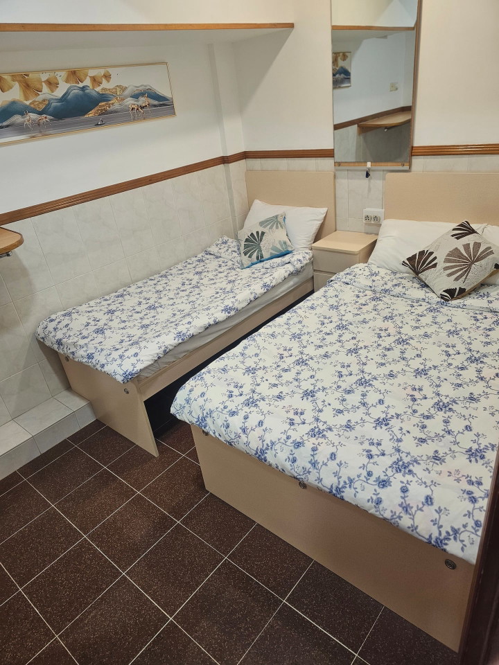 [2a] Triple Room In Kowloon - Hongkong