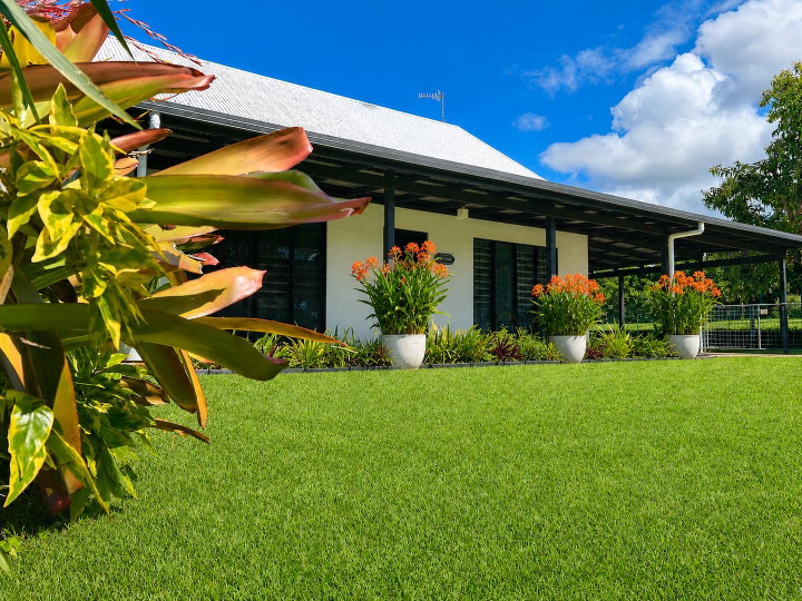 Coastal Retreat In Wongaling Beach Walk To Beach - Mission Beach