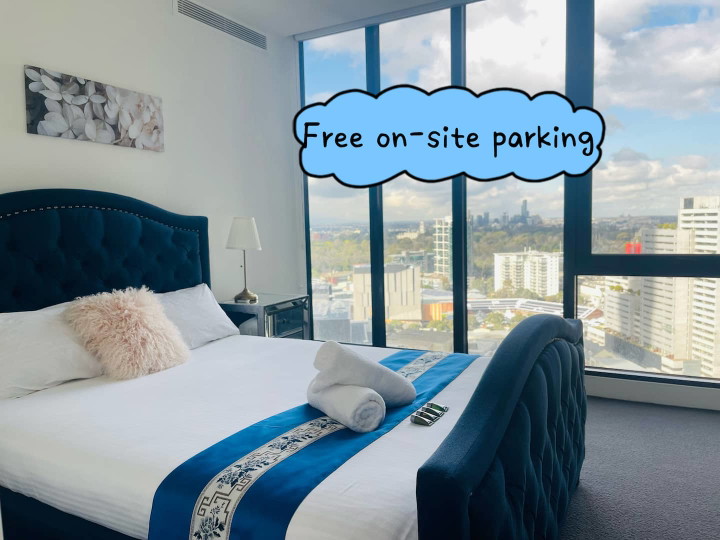 Delux 2b With Balcony/pool/sauna/gym Walk To Crown - 윌리엄스타운