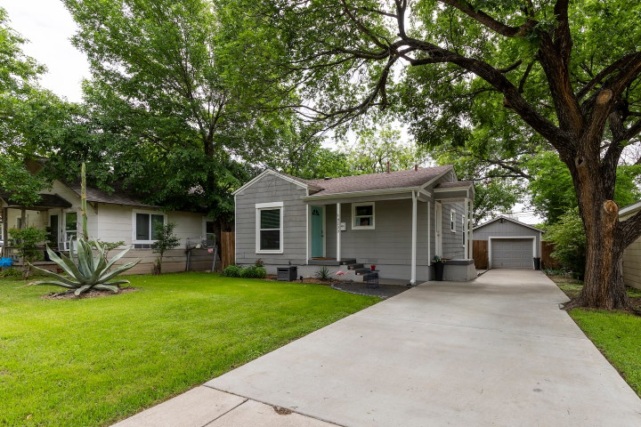 Cozy Casita In Alamo Heights! - Fort Worth, TX