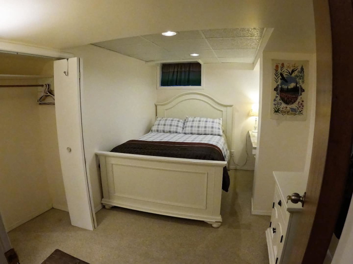 Comfortable Guest Room, Ideal Location U Of A - Edmonton