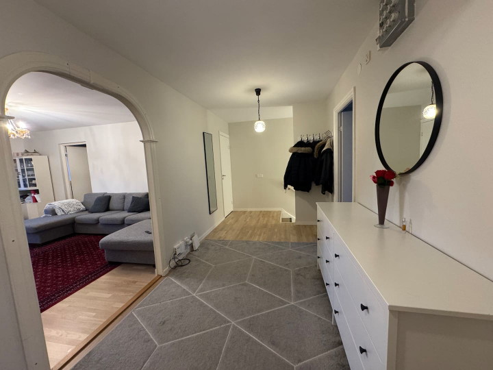 4 Pièces Appartement Avec Deux Salles De Bains - Visby