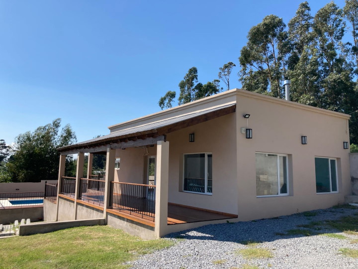 Maison En Face Des Montagnes - Argentine