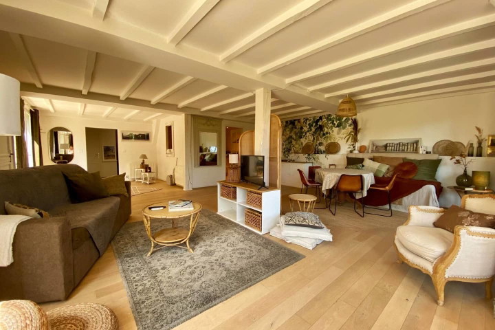 Exceptional Property With Terrace In The Heart Of Giverny - Giverny