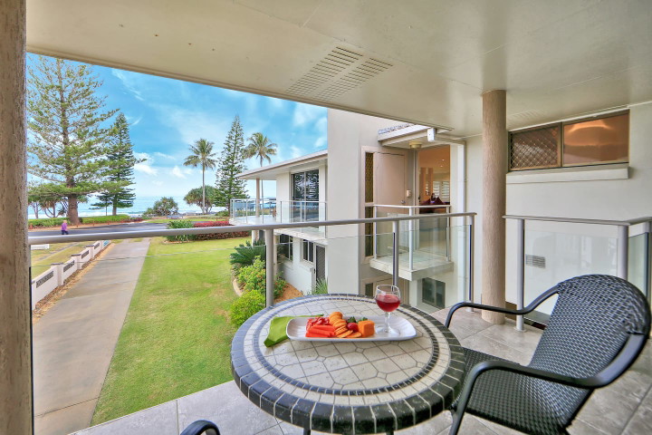 Nautilus Oceanfront Two Bedroom Apartment Level 1 - Bargara