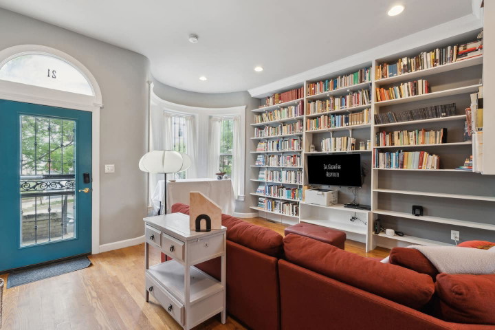Eckington 3br/2.5ba | Private Yard+deck | Parking - Washington, DC