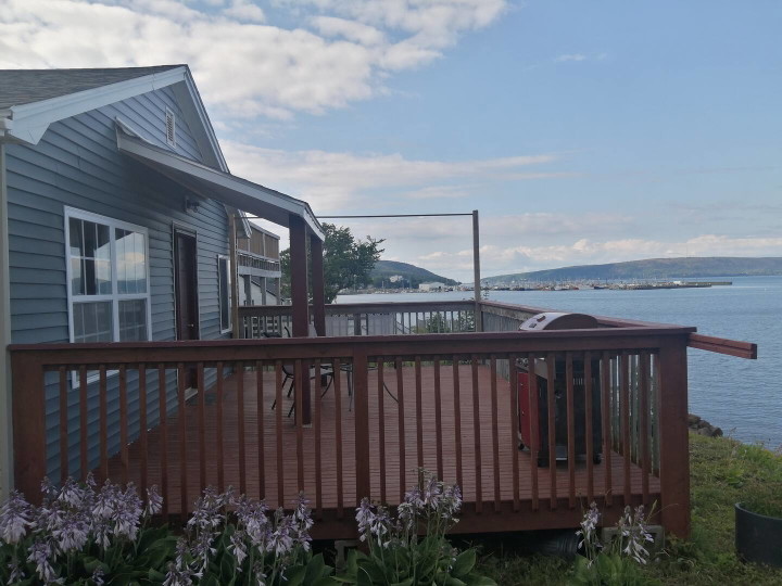 Beautiful Seaside Cottage - Nova Scotia