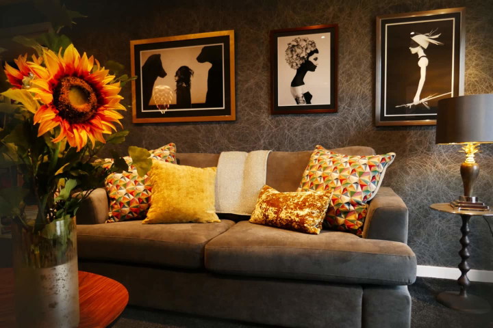 Modern Chic Apartment, Lift Access & Free Parking - Edinburgh